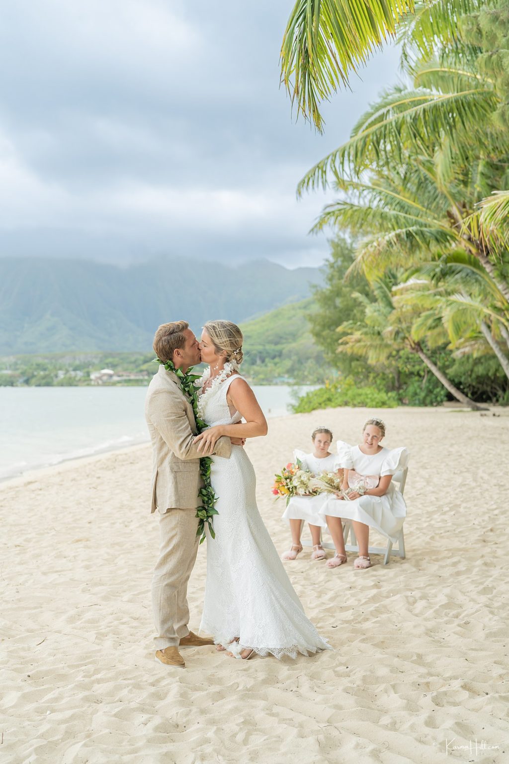 A Secret Ceremony - Clare & Christopher's Venue Wedding in Oahu