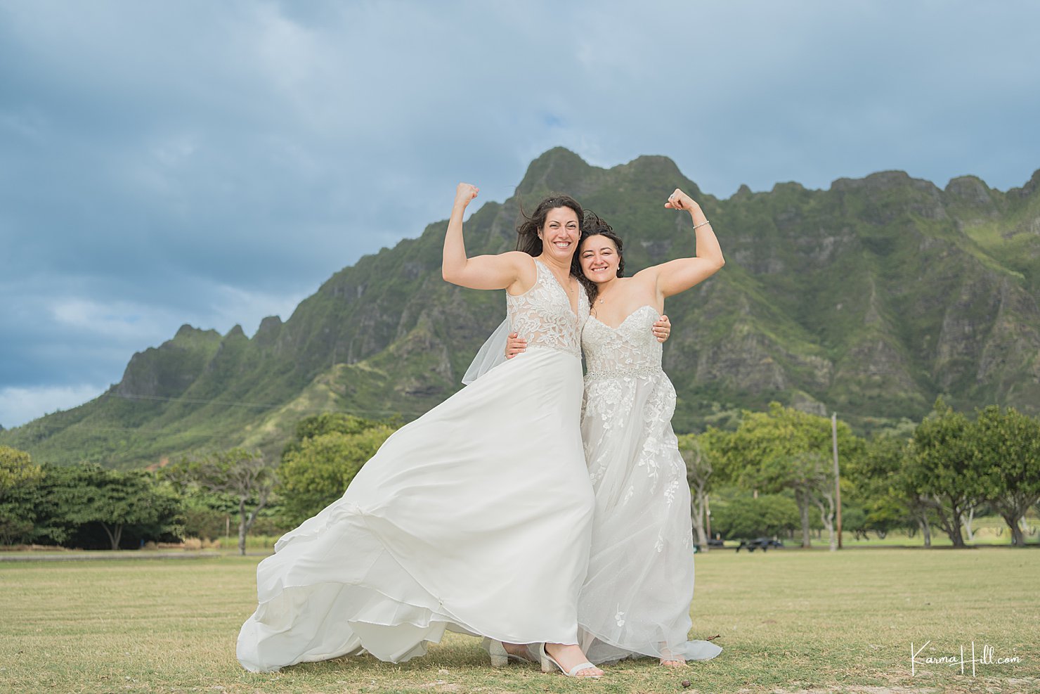 Keys To My Heart - Alaina & Katherine's Oahu Elopement