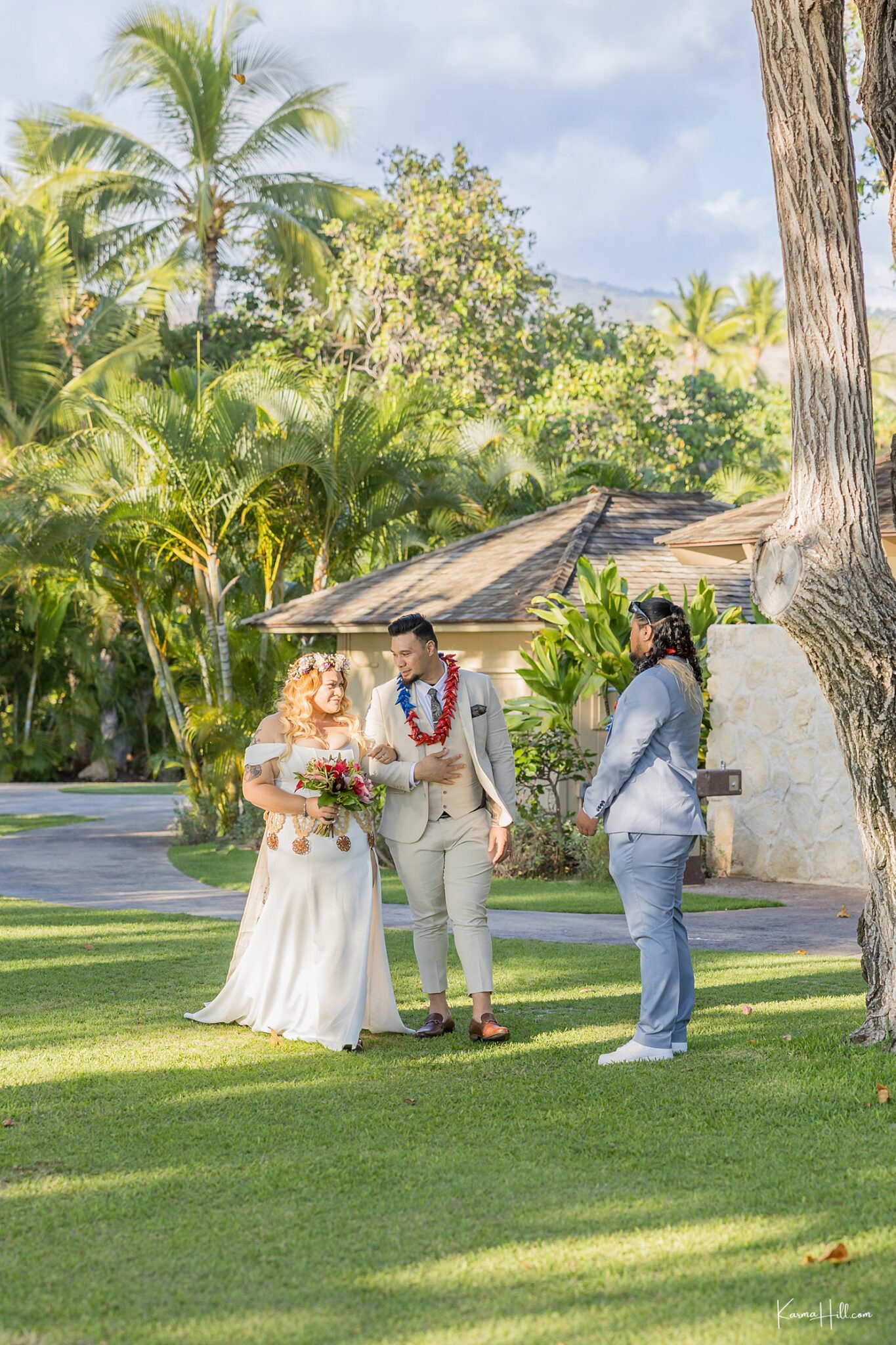 A Day Of Our Dreams - Catherine & Blake's Oahu Venue Wedding