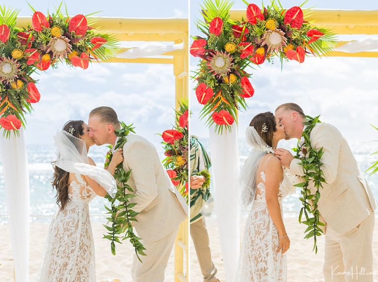 Café Romance - Ruby & Christopher's Oahu Venue Wedding